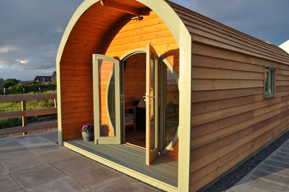 Hebrides Bothy - Glamping in | 2025 Updated prices, deals - Klook ...