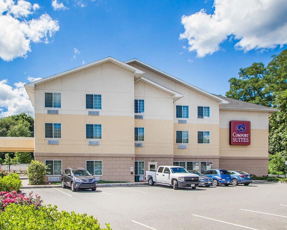 Comfort Suites Mahwah - Paramus in Mahwah | 2024 Updated prices, deals ...