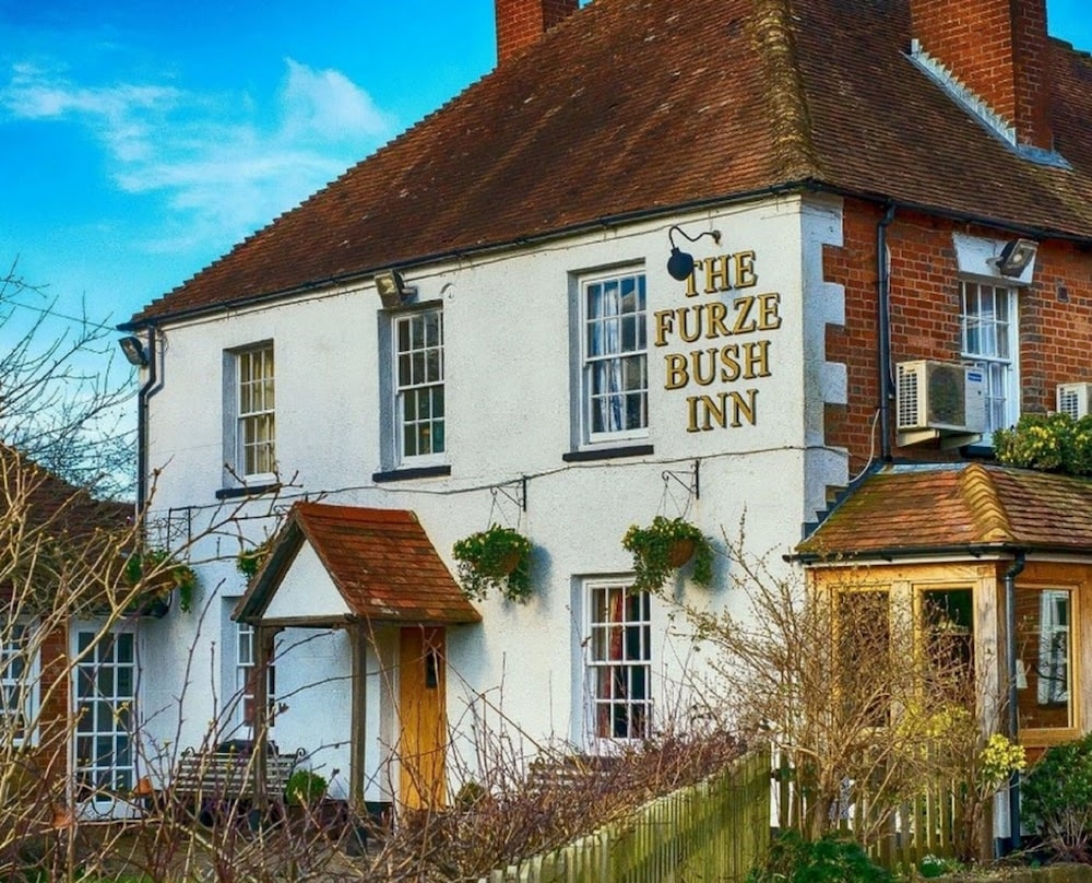 The Furze Bush Inn in | 2025 Updated prices, deals - Klook United States