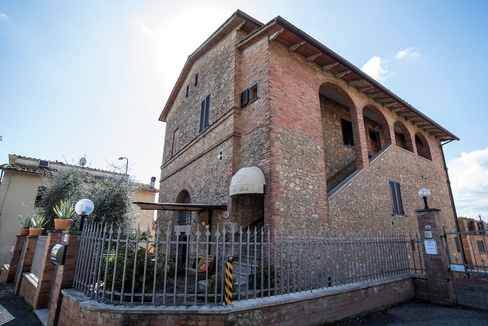 B&B Gli Archi in Siena | 2024 Updated prices, deals - Klook United States
