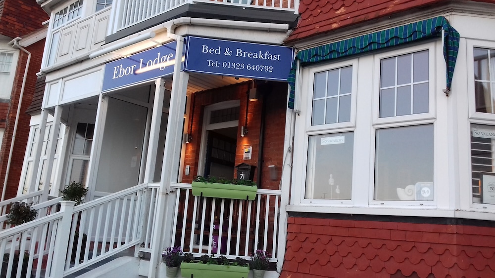 Ebor Lodge in | 2024 Updated prices, deals - Klook International site