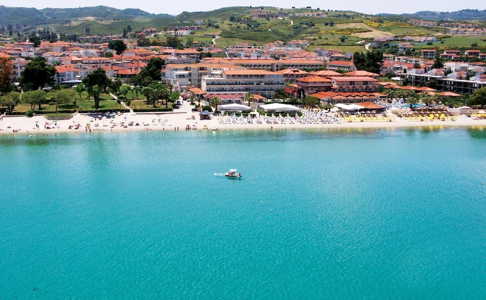 Hanioti Grandotel Hotel in Municipality of Kassandra | 2025 Updated ...