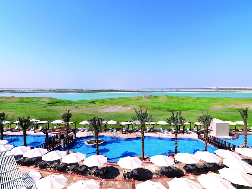 Radisson Blu Hotel, Abu Dhabi Yas Island in Abu Dhabi | 2025 Updated ...