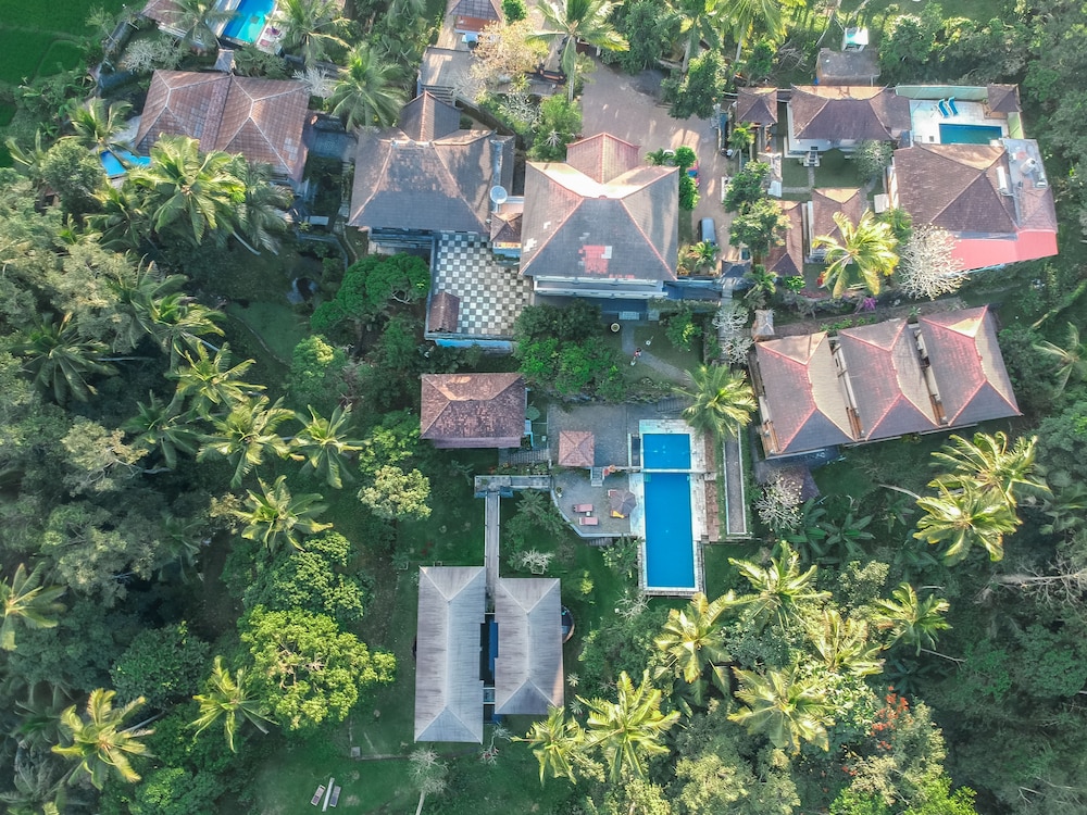 Puri Saron Hotel Madangan in Gianyar | 2024 Updated prices, deals ...