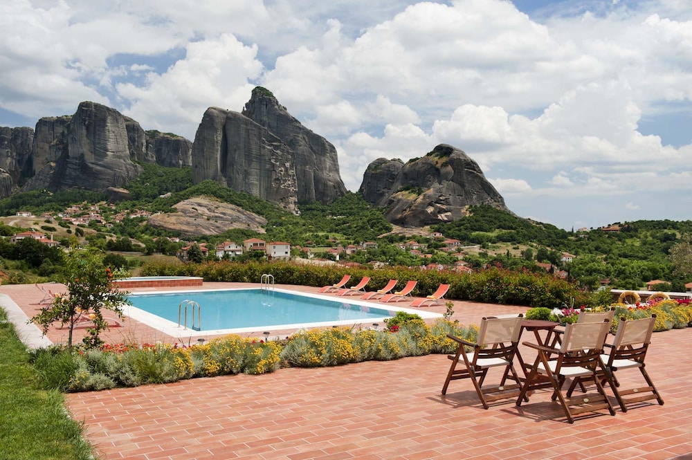 Meteora Hotel in Kalampaka Municipality | 2024 Updated prices, deals ...