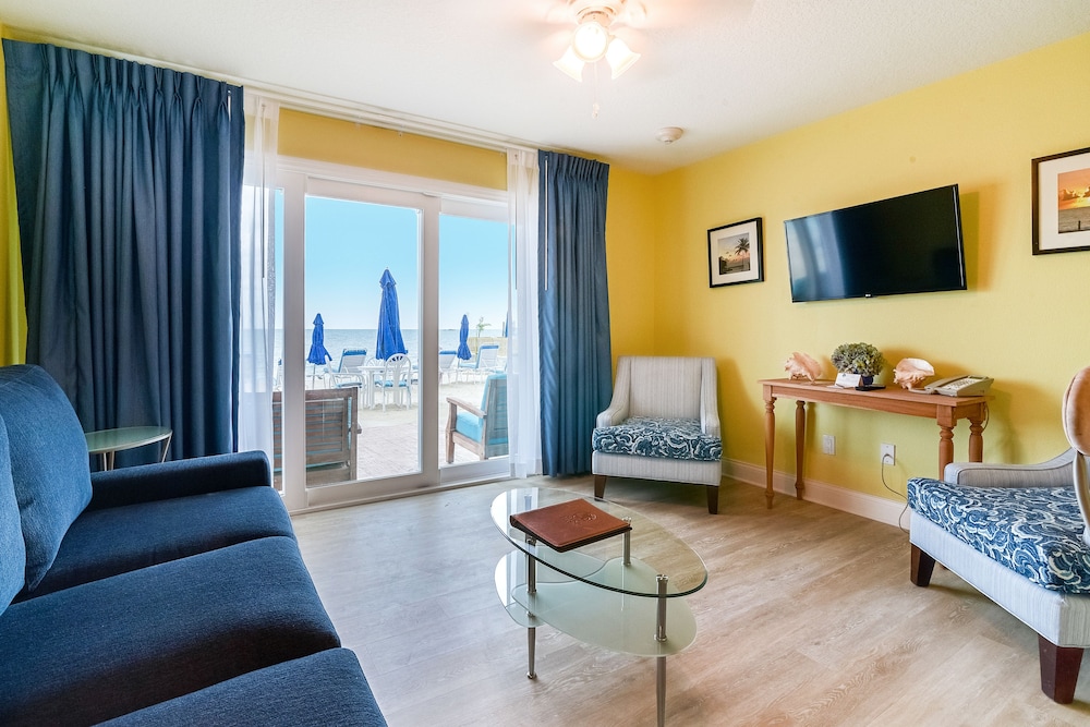 Glunz Ocean Beach Hotel & Resort in | 2025 Updated prices, deals ...