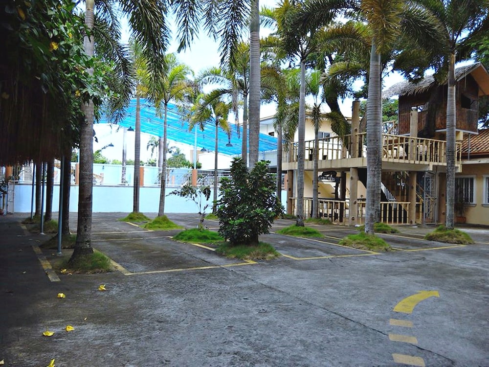 Praferosa Hotel in Calamba | 2025 Updated prices, deals - Klook United ...