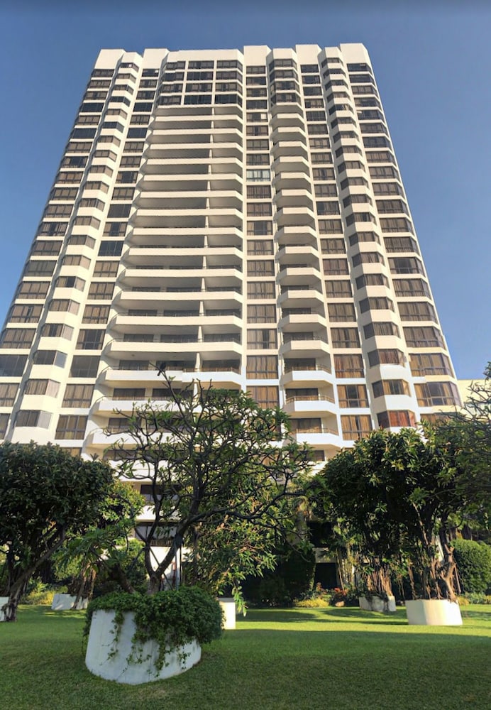 Crescat Apartments Colombo in Colombo | 2024 Updated prices, deals ...