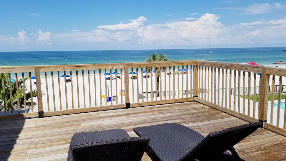 Redington Surf Resort in | 2024 Updated prices, deals - Klook United States