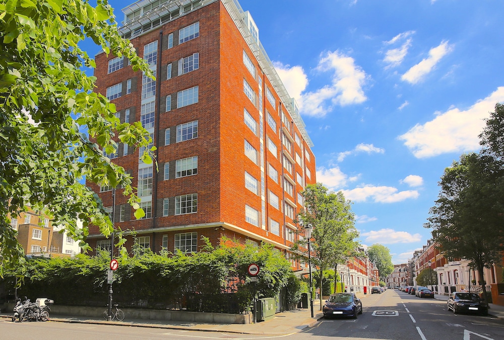 Roland House Apartments in London | 2024 Updated prices, deals - Klook ...