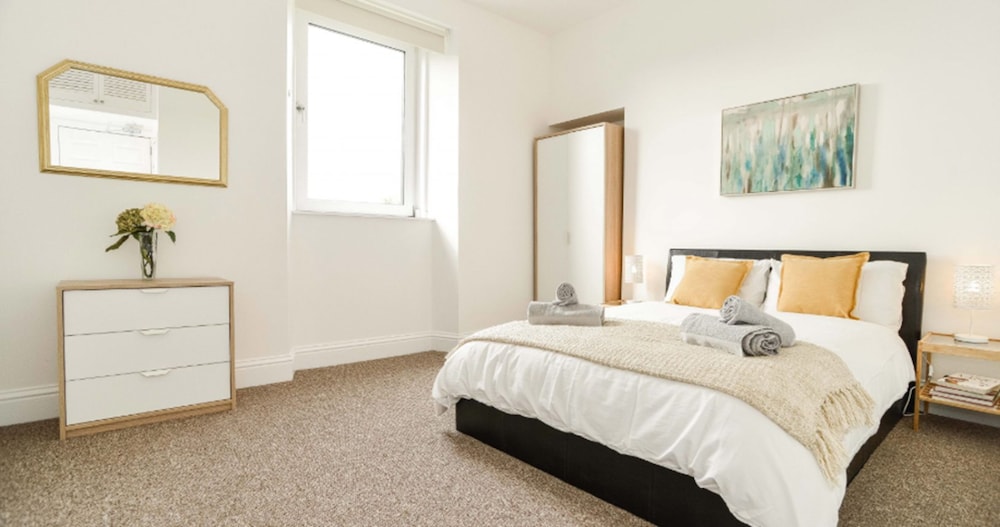 Modern Central Apartment in Aberdeen | 2025 Updated prices, deals ...