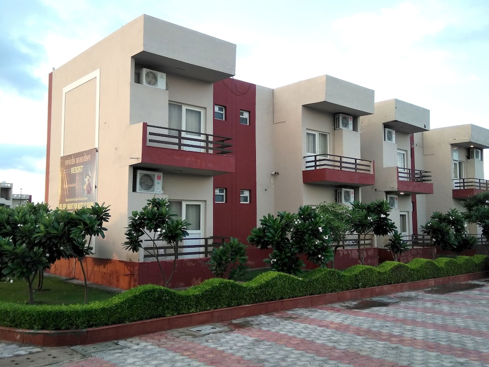 Vrinda Anandam Resorts in Mathura | 2024 Updated prices, deals - Klook ...