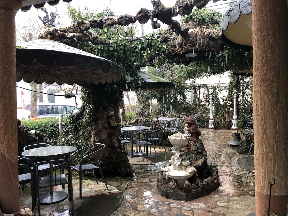 Hotel Bar Restorant Amerika in Kukës | 2024 Updated prices, deals ...