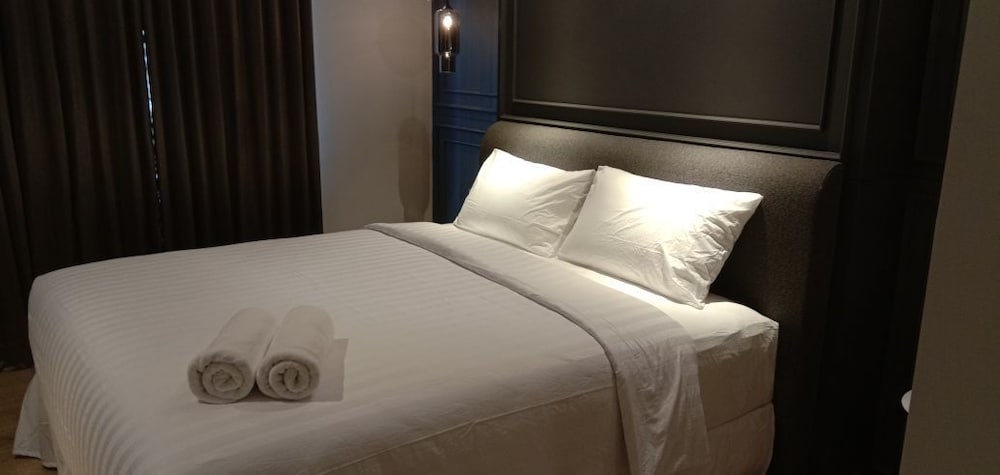 Hotel Shalva Jakarta in Jakarta | 2025 Updated prices, deals - Klook ...