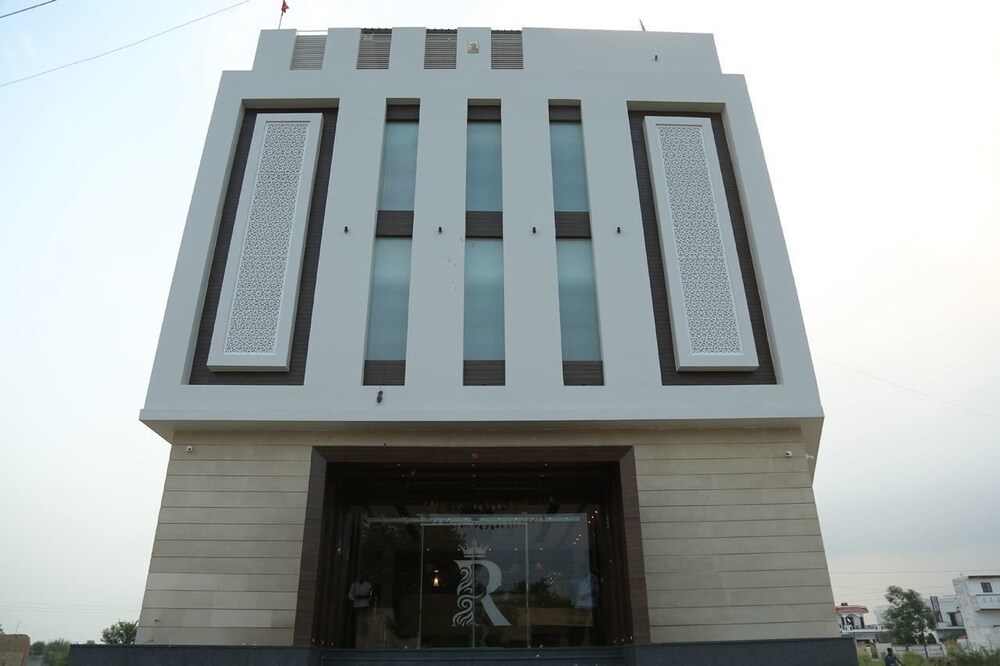 Hotel Ramson Crown in Sangrur | 2025 Updated prices, deals - Klook ...