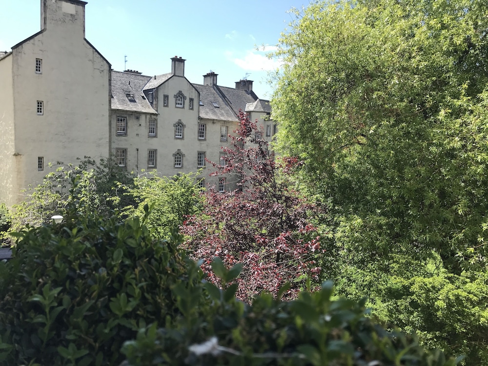 Chessels Court Apartment in City of Edinburgh | 2025 Updated prices ...
