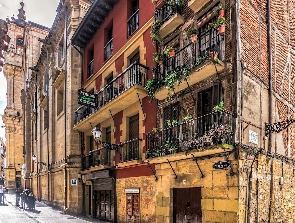 Pensión Amaiur in San Sebastián | 2023 Updated prices, deals - Klook ...