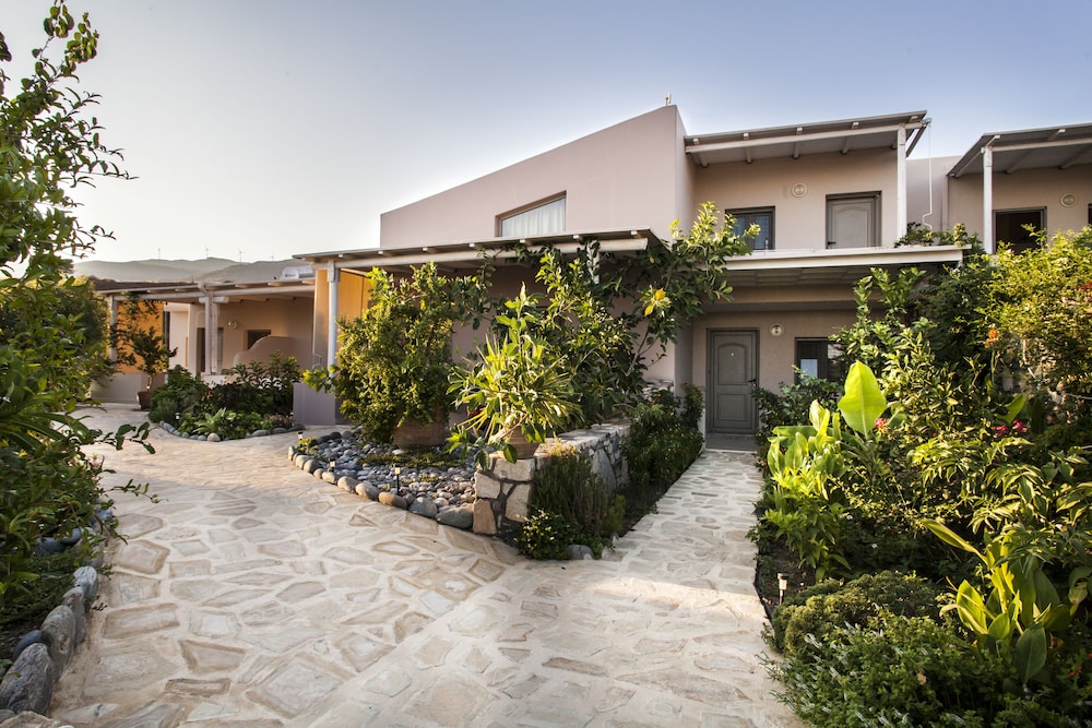 Mythos Suites Diskos in Gortyna Municipality | 2023 Updated prices ...