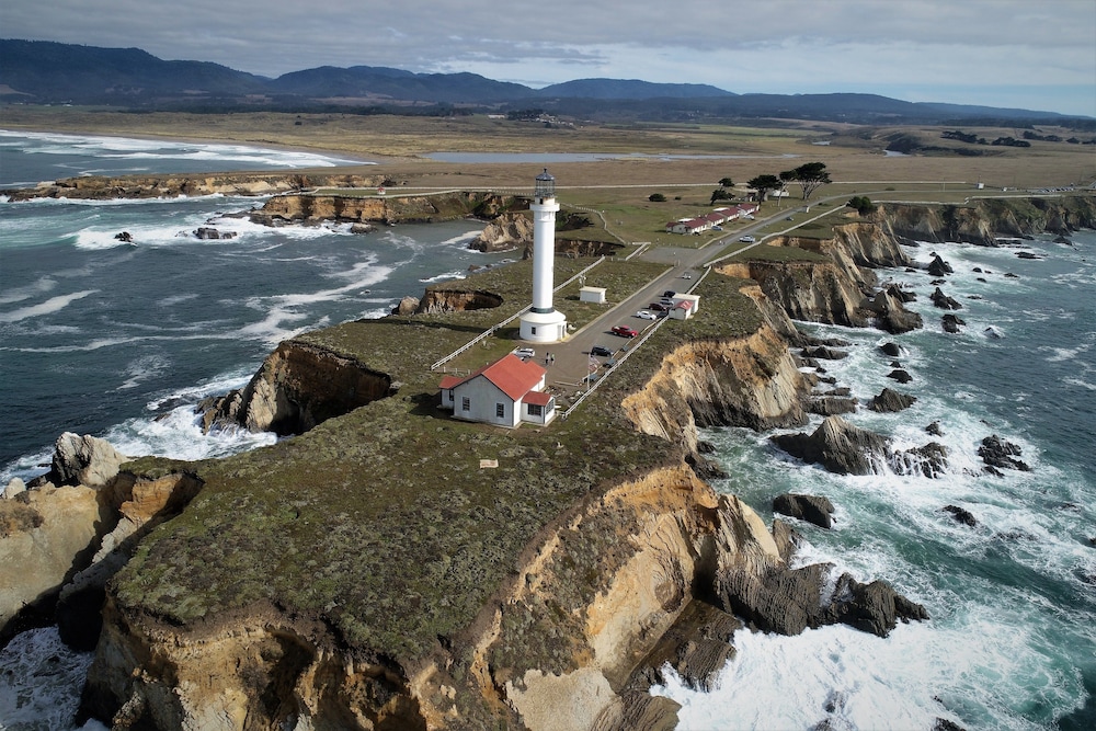 Point Arena Lighthouse in | 2025 Updated prices, deals - Klook United ...