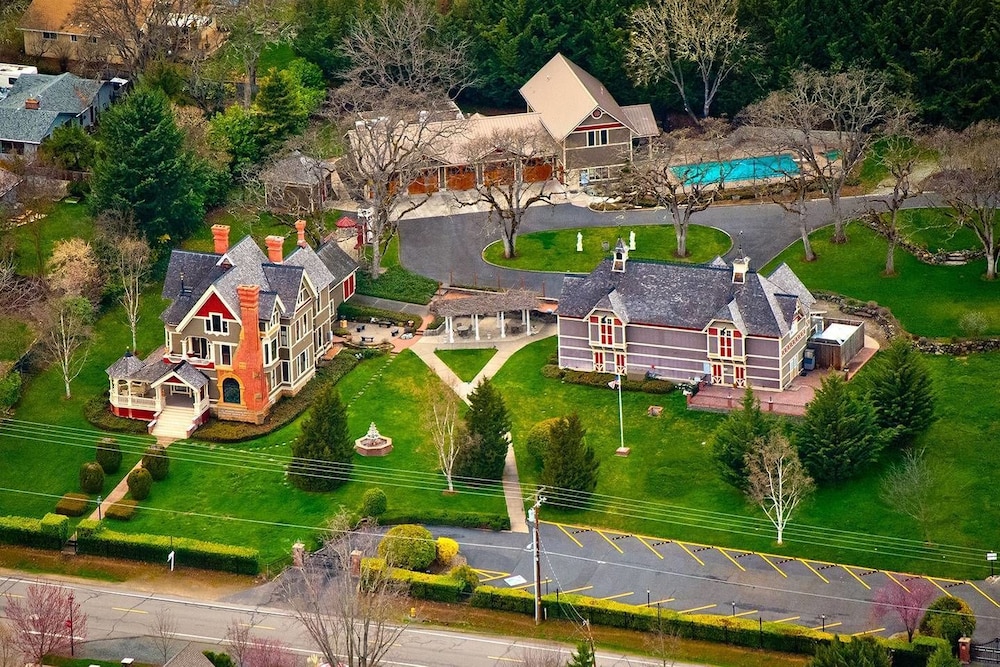 Jacksonville's Historic Nunan House in | 2025 Updated prices, deals ...