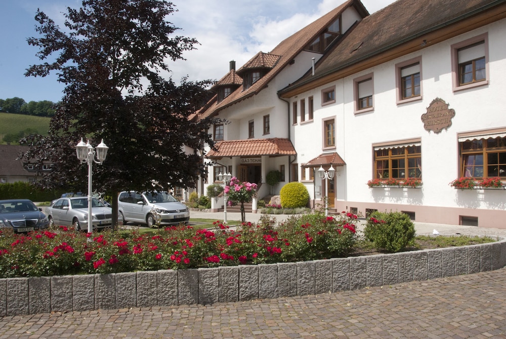 Hotel-Restaurant Hirsch Berghaupten in | 2024 Updated prices, deals ...