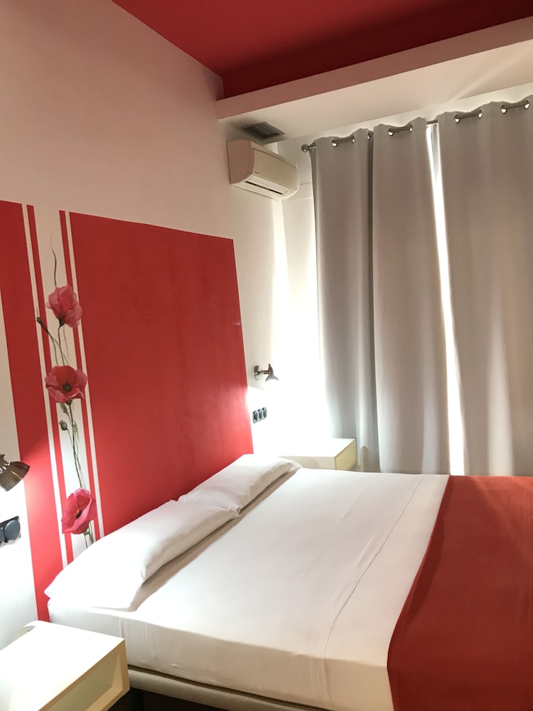 Santa Ana Colors in Madrid | 2025 Updated prices, deals - Klook United ...