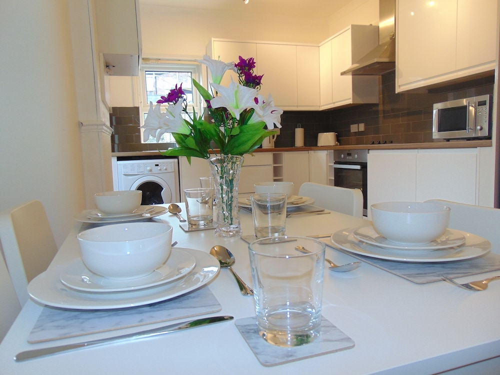 Ceres Lodge in London | 2025 Updated prices, deals - Klook ...
