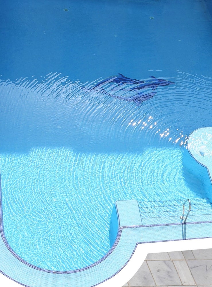 Pebbles Resort in Saint Paul's Bay | 2024 Updated prices, deals - Klook ...