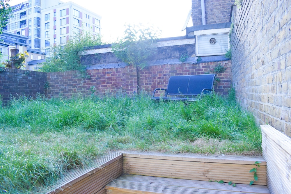 Stockwell 1 Bedroom Apartment in London | 2024 Updated prices, deals ...