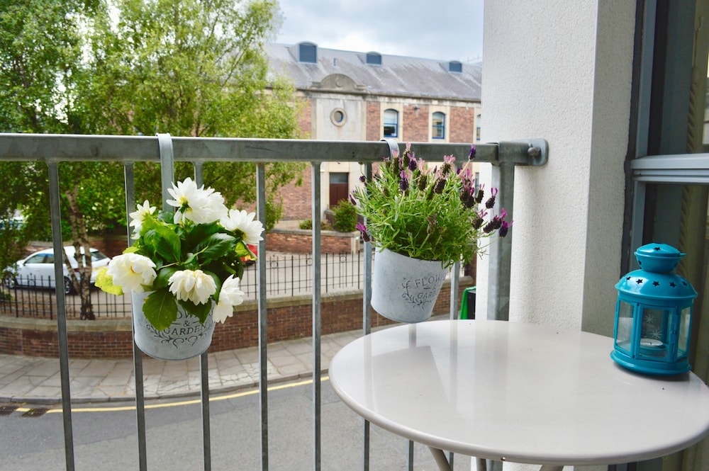 Bright Centrally Located Apartment in City of Edinburgh | 2024 Updated ...