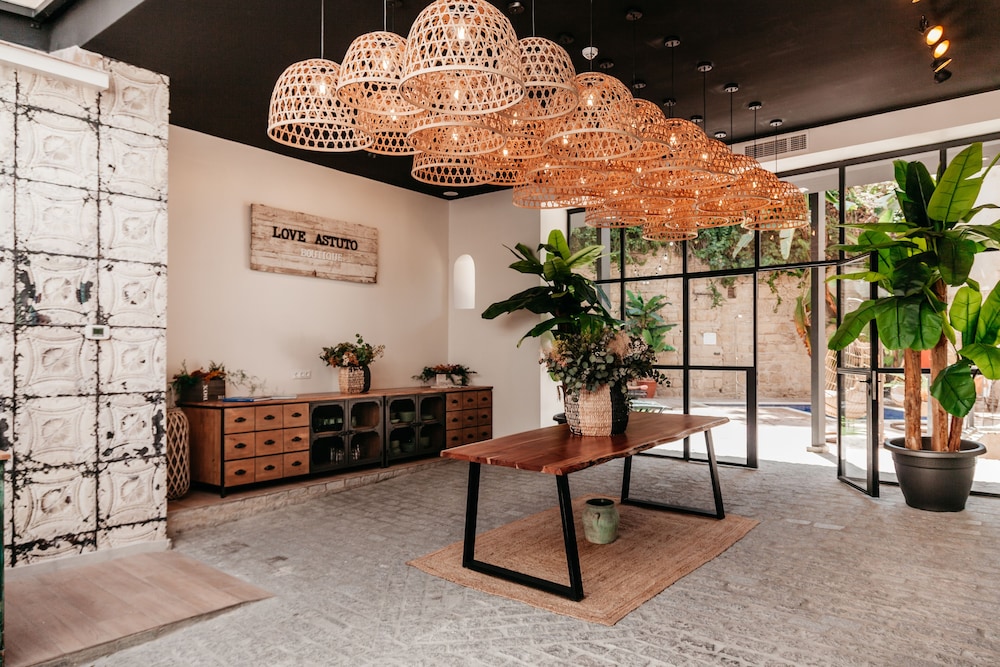 Astuto Boutique Jerez - Adults Only in Jerez de la Frontera | 2025 ...