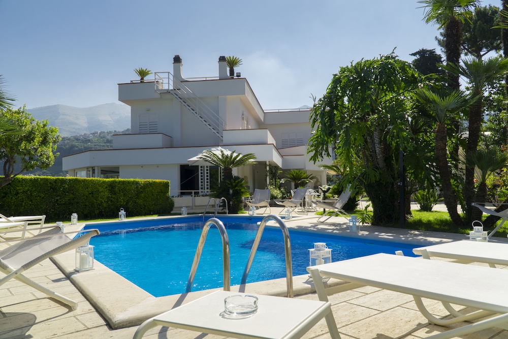 Wonder Vesuvian Villa in Vico Equense | 2024 Updated prices, deals ...