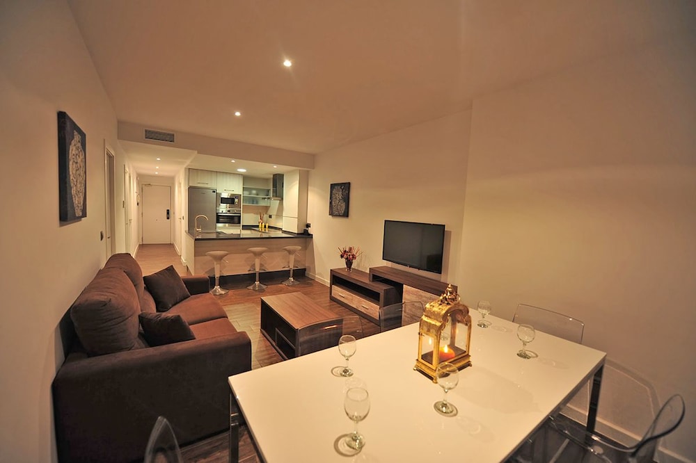 Primera Línea playa Victoria in Cadiz | 2025 Updated prices, deals ...
