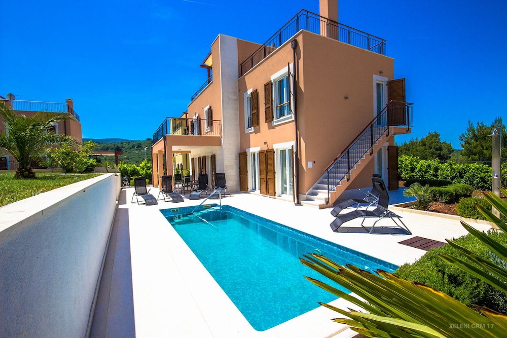 Villa Relax in Grad Supetar | 2025 Updated prices, deals - Klook United ...