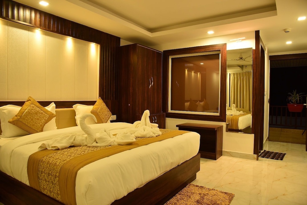 De Falcon Goa Beach Resort in North Goa | 2025 Updated prices, deals ...