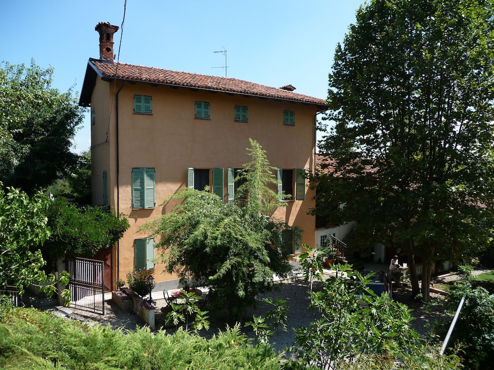 B&B Selisa in Bene Vagienna | 2025 Updated prices, deals - Klook United ...
