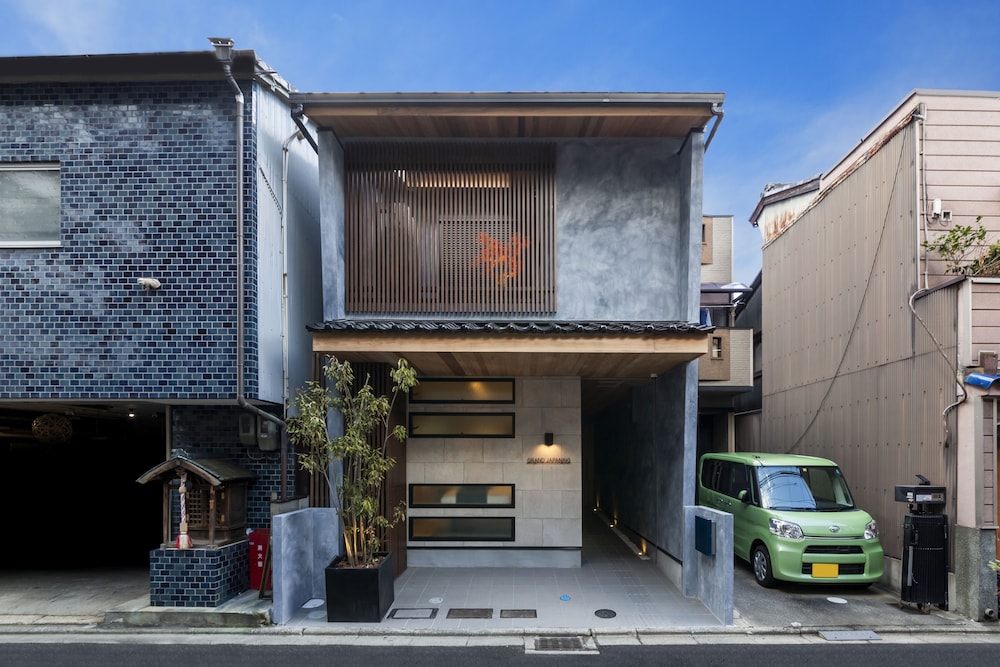 GRAND JAPANING KYOTO GOJO Villa in Kyoto | 2024 Updated prices, deals ...