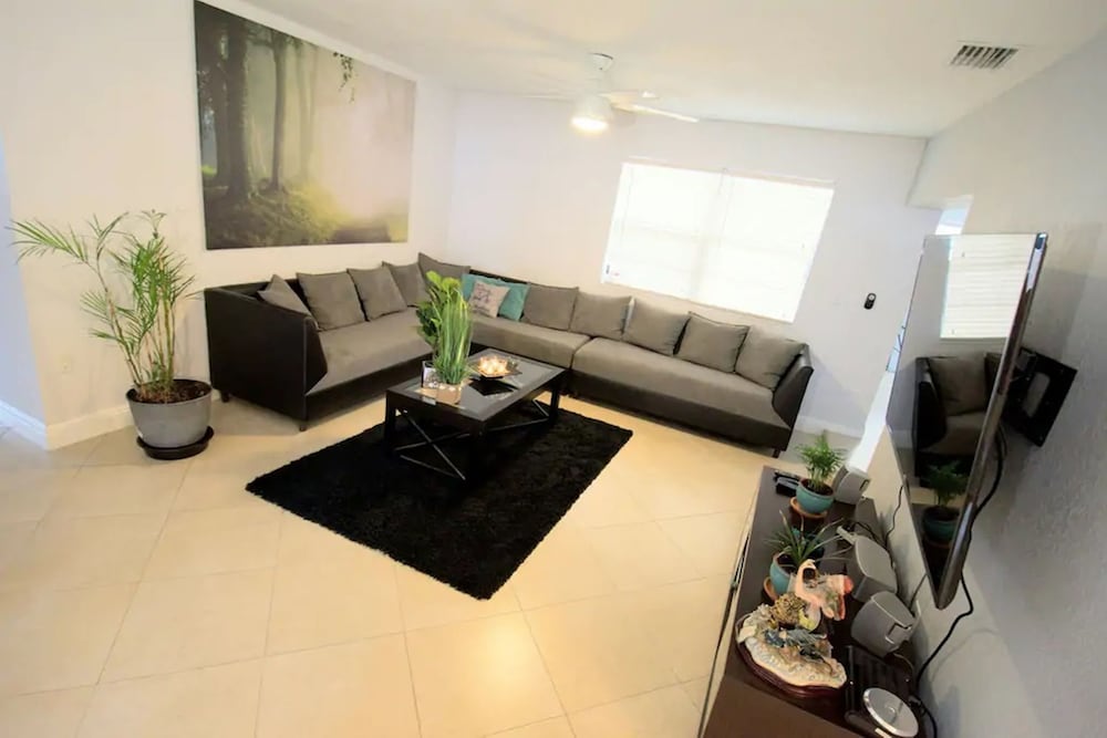 Magic House by Traveline Plus in Hollywood | 2025 Updated prices, deals ...