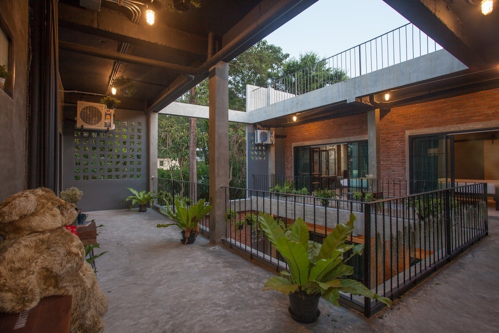 4 马尔佐奈汉海滩饭店 in Phuket Province | 2024 Updated prices, deals - Klook ...