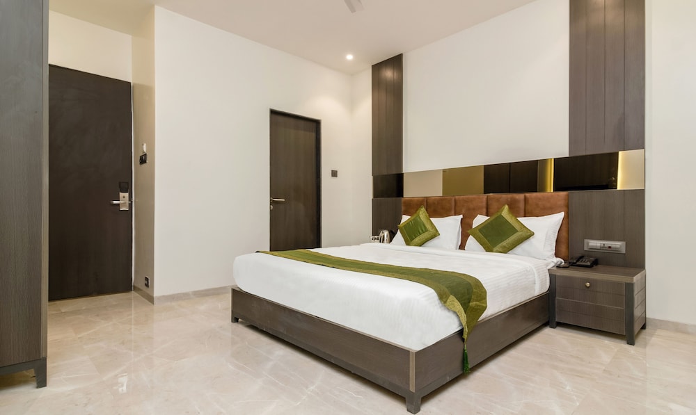 Treebo Trend Oyster Suite in | 2024 Updated prices, deals - Klook ...