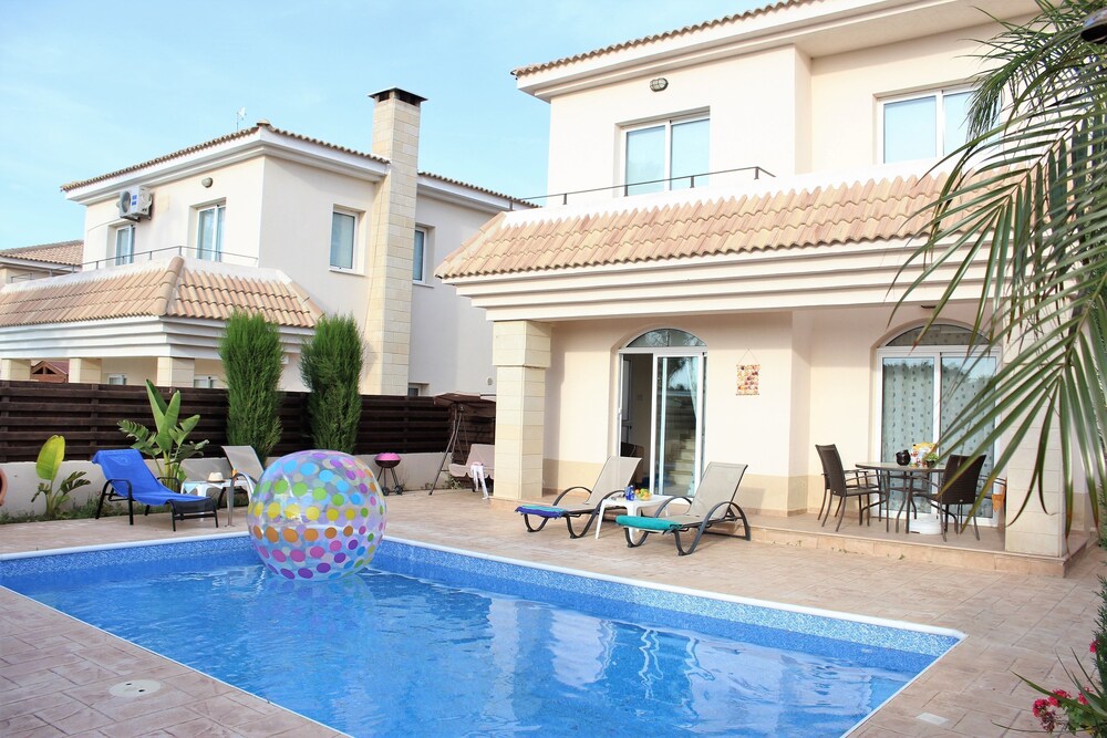 Villa Georgia in | 2025 Updated prices, deals - Klook United States