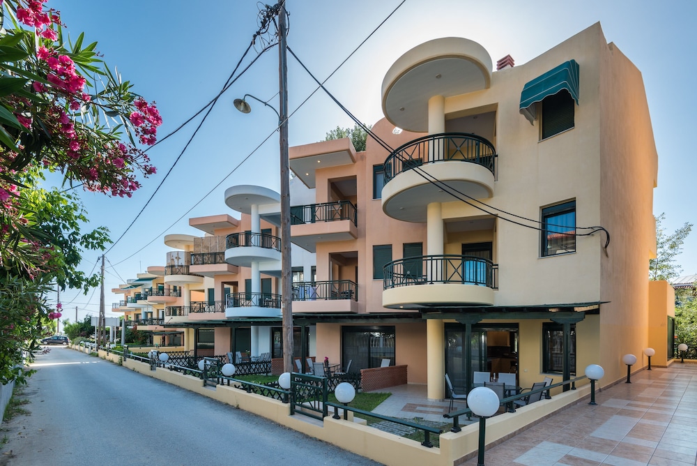 Toroni Blue in The Municipality of Sithonia | 2024 Updated prices ...