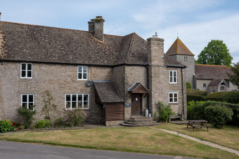 Bridge Farmhouse B&B in | 2025 Updated prices, deals - Klook United States