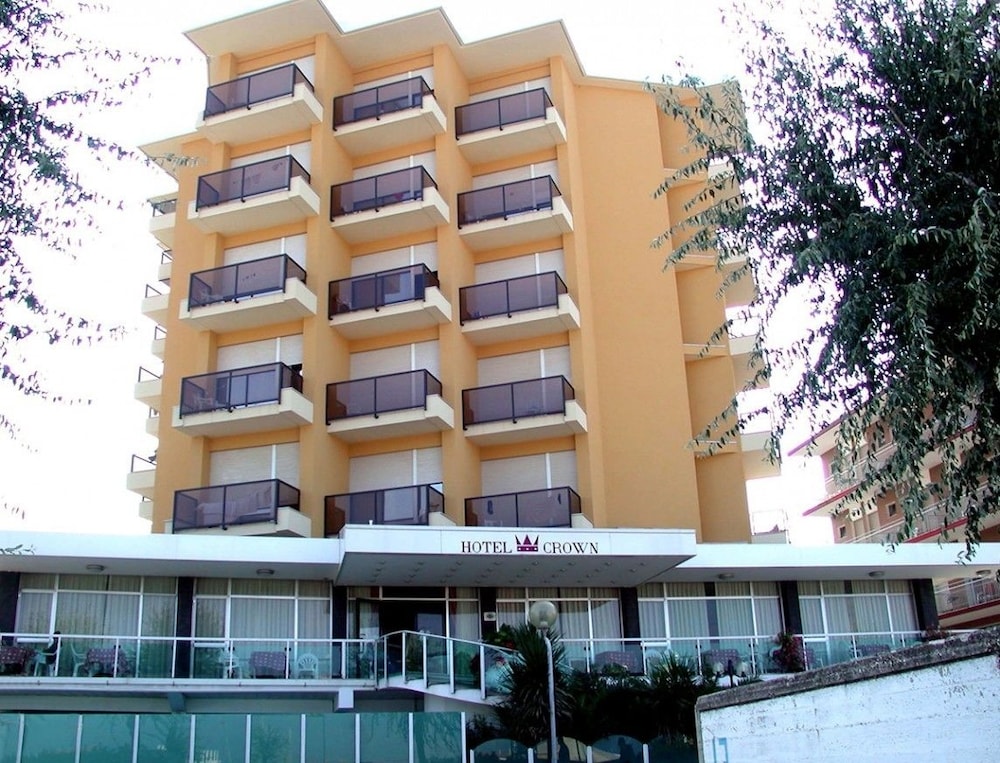 Hotel Crown in Rimini | 2024 Updated prices, deals - Klook Canada