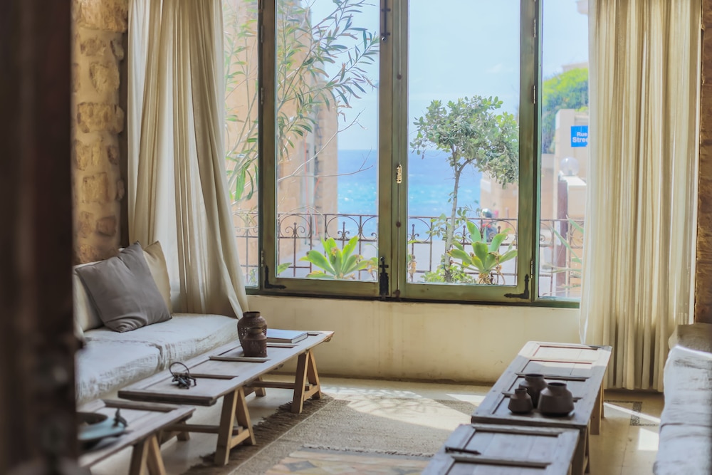 Blue Marlin Beach House in Batroun | 2024 Aktualisierte Preise ...