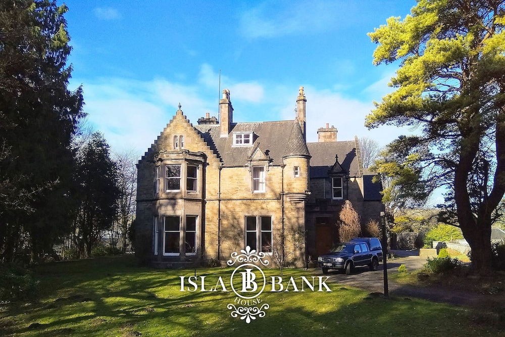 Isla Bank House in | 2024 Updated prices, deals - Klook United States