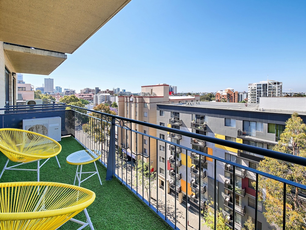 Perth City Lux Apartments in Perth | 2024 Updated prices, deals - Klook ...