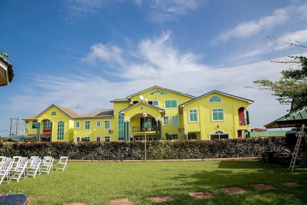 Sheilas Executive Hotel & Lodge in | 2025 Updated prices, deals - Klook ...