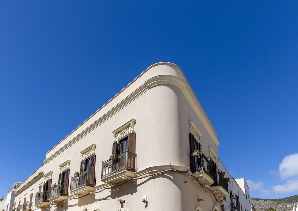 Dimora La Torre in Favignana | 2024 Updated prices, deals - Klook ...