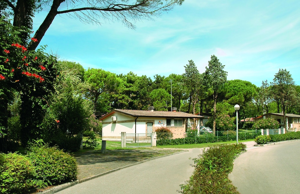 Villaggio Laura in Lignano Sabbiadoro | 2025 Updated prices, deals ...